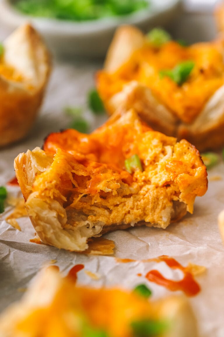 Easy Buffalo Chicken Puff Pastry Bites Appetizer - Cooking in my Genes