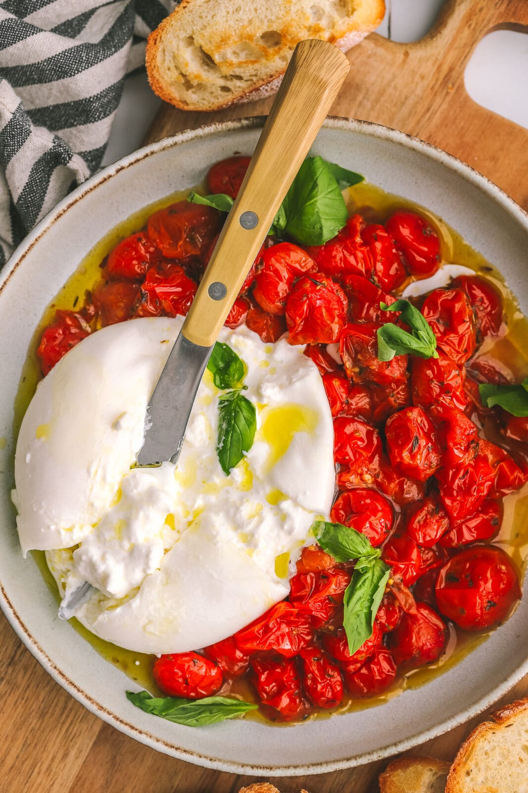 Easy Burrata Bread Appetizer with Roasted Tomatoes - Cooking in my Genes
