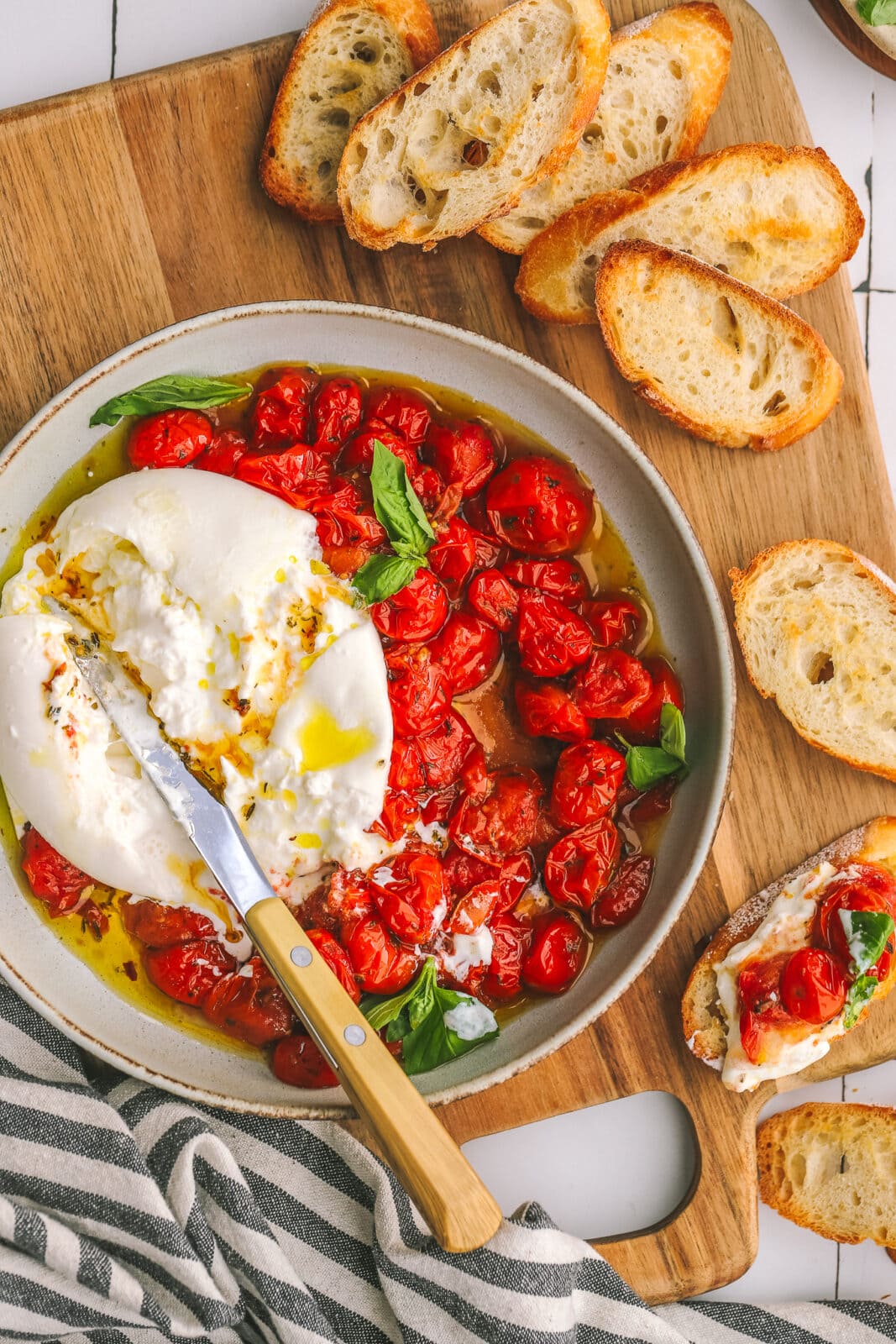 Easy Burrata Bread Appetizer with Roasted Tomatoes - Cooking in my Genes
