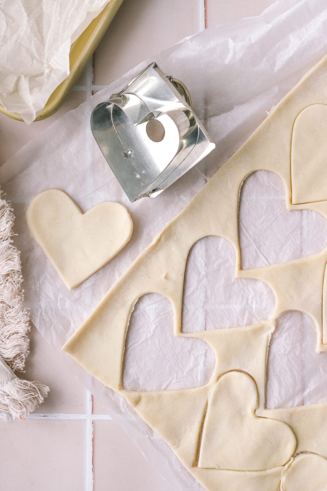 Easy Valentine's Day Raspberry Puff Pastry Hearts - Cooking in my Genes