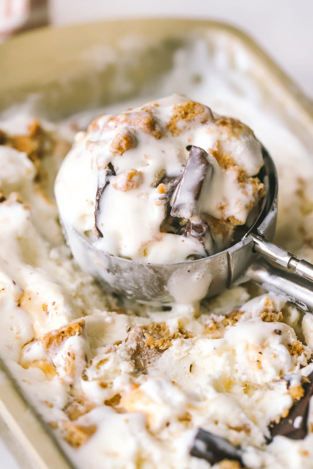 5-Ingredient Homemade No Churn Biscoff Ice Cream - Cooking in my Genes