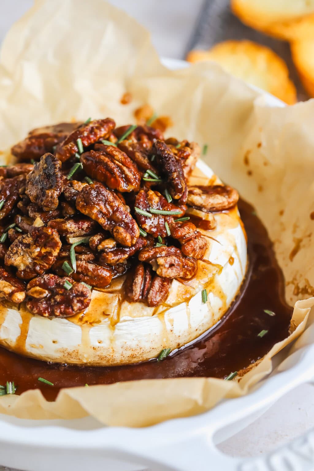 Quick and Easy Maple Pecan Baked Brie Appetizer - Cooking in my Genes