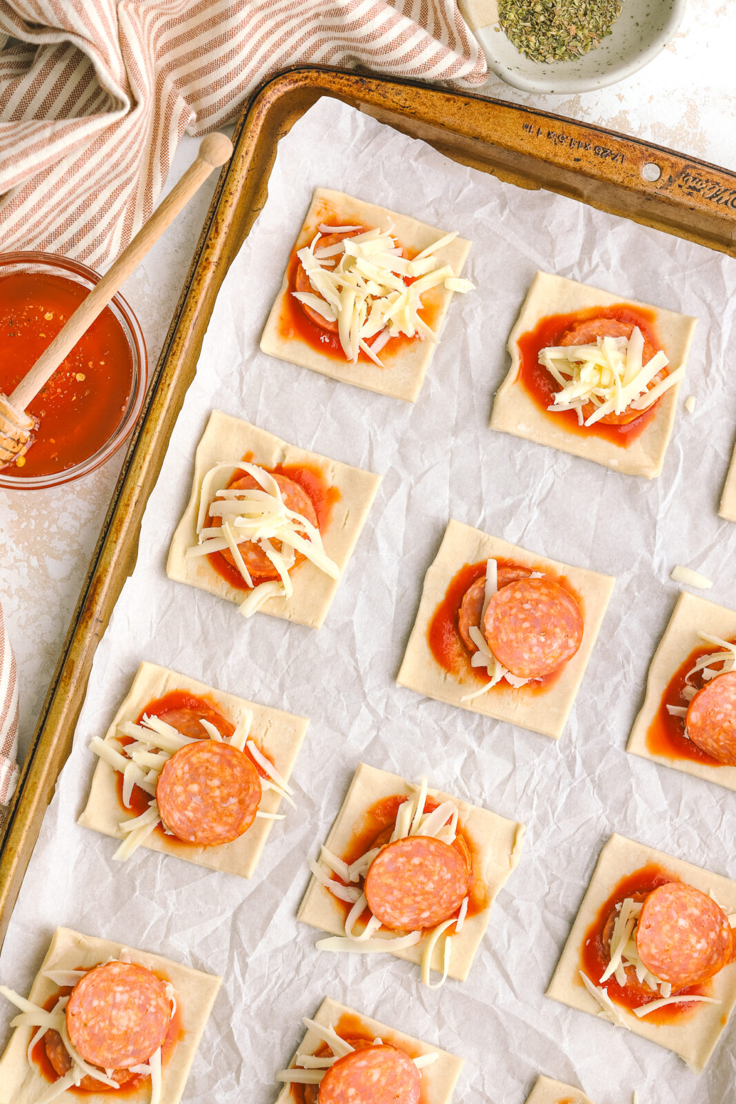 Mini Pepperoni & Hot Honey Pizza Puff Pastry Tarts - Cooking in my Genes