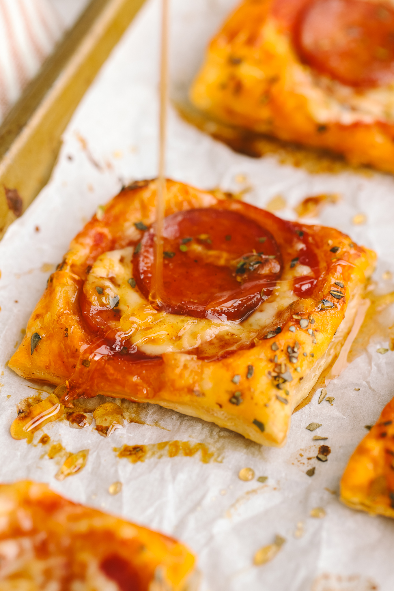 Mini Pepperoni & Hot Honey Pizza Puff Pastry Tarts - Cooking in my Genes