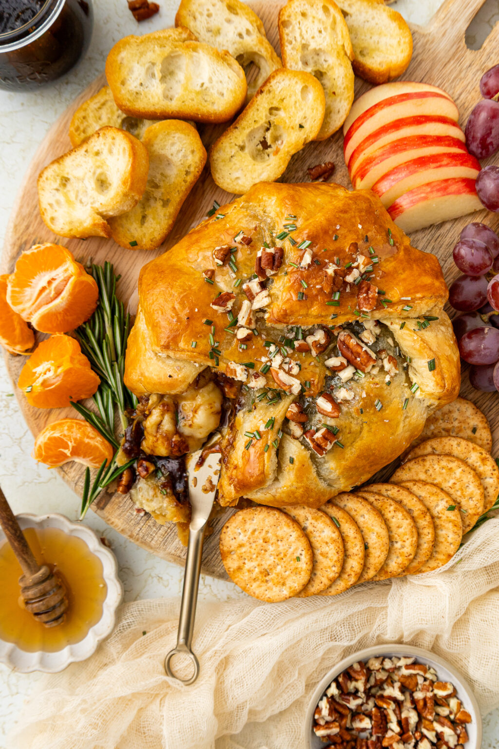 Puff Pastry Baked Brie with Fig Jam Appetizer Recipe - Cooking in my Genes